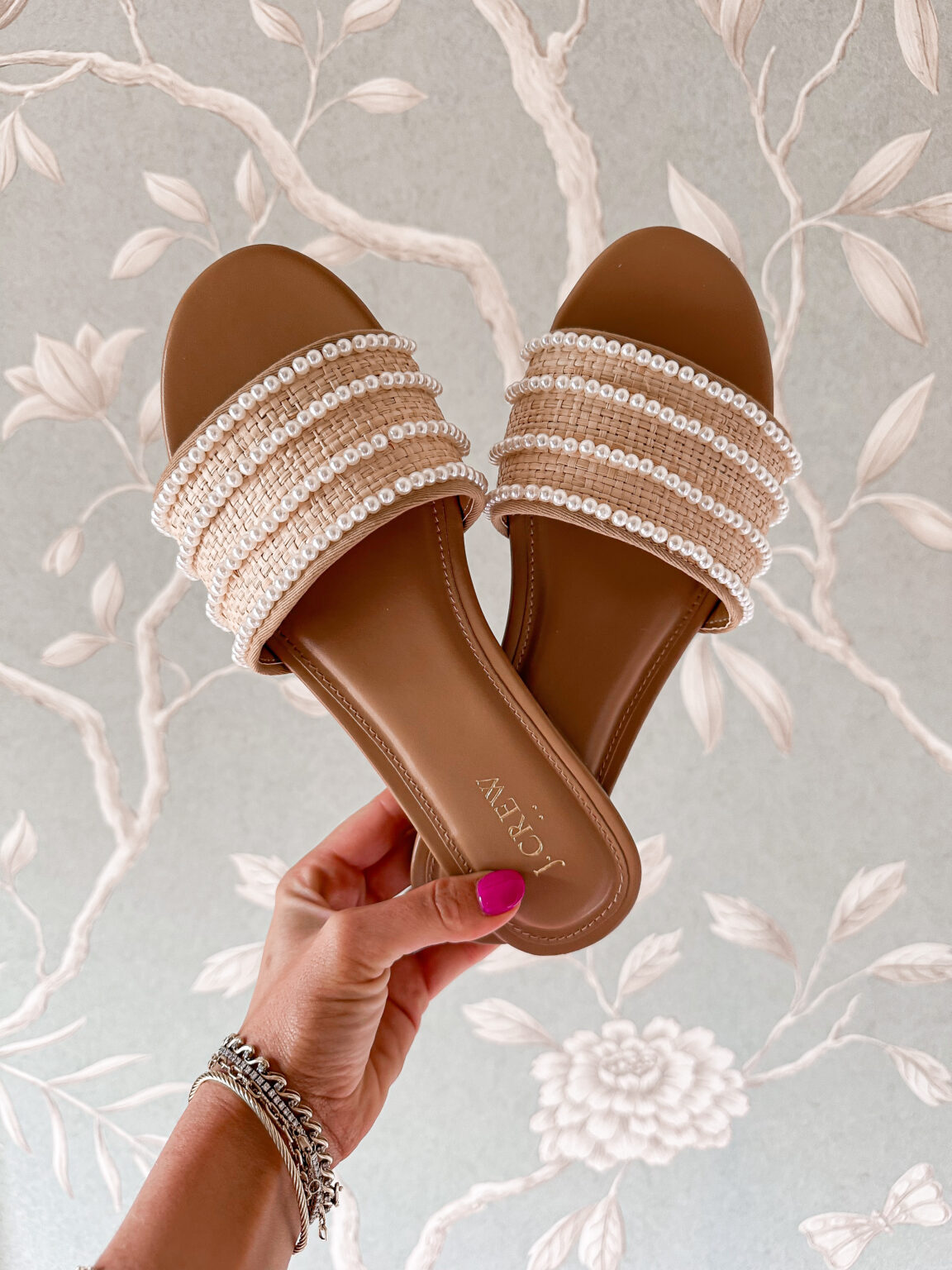 My Favorite Flat Sandals for Summer - Glitter & Gingham